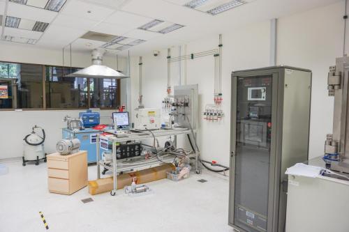 Laboratories - Centre for Advanced 2D Materials | Centre for Advanced ...