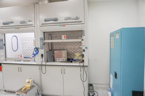 Laboratories - Centre for Advanced 2D Materials | Centre for Advanced ...