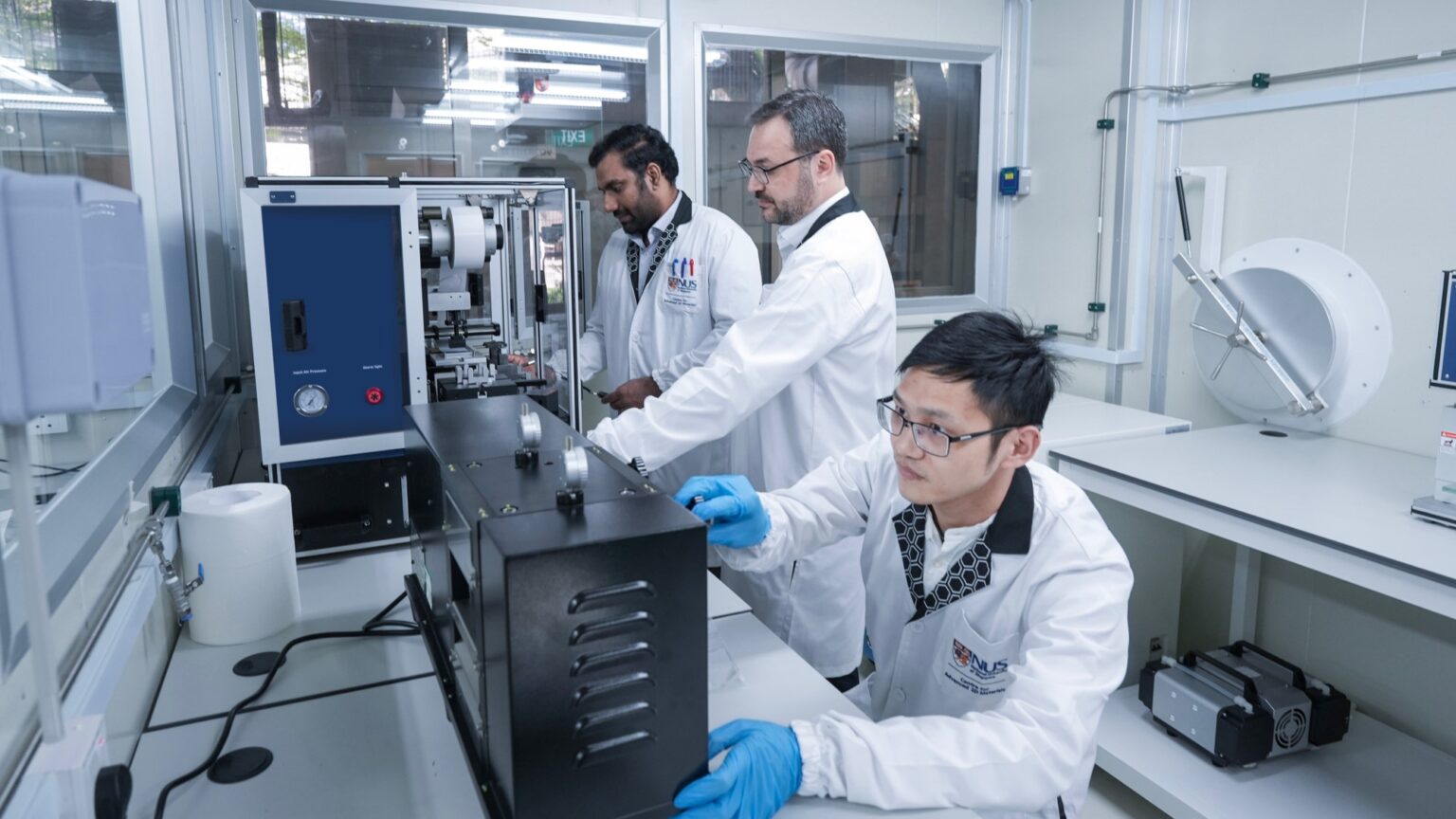 Advanced Battery Laboratory - Graphene Research Centre | Graphene Research Centre